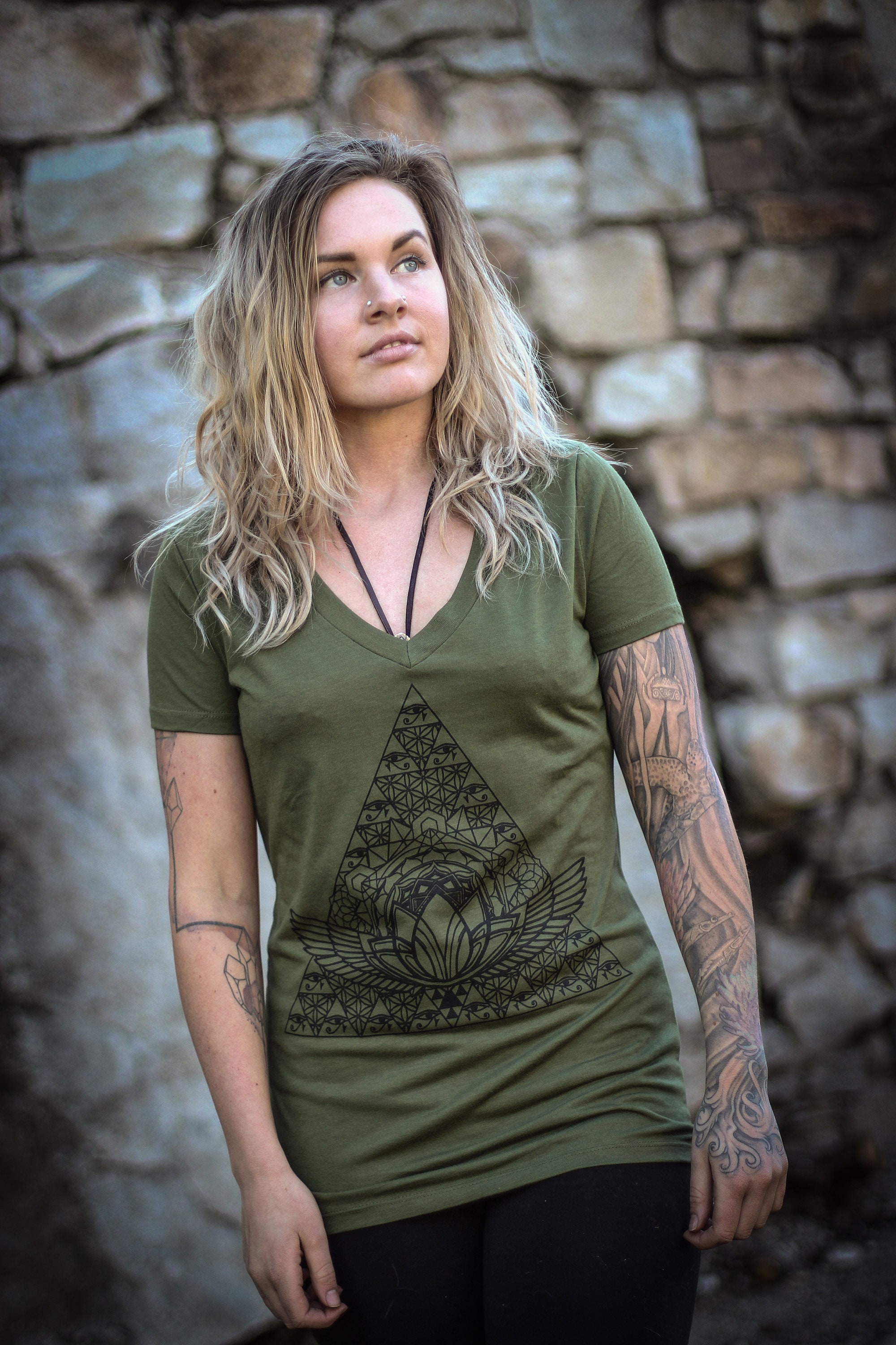 Horus Pyramid Hemp V-neck (USA Made) Egyptian Clothing, Sacred Geometry ...