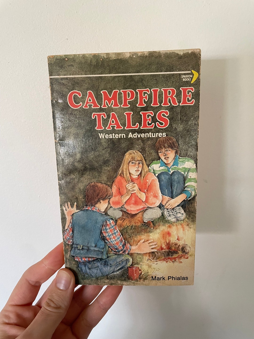 1982 Small Paperback Sparrow Books Watermill Press CAMPFIRE TALES ...