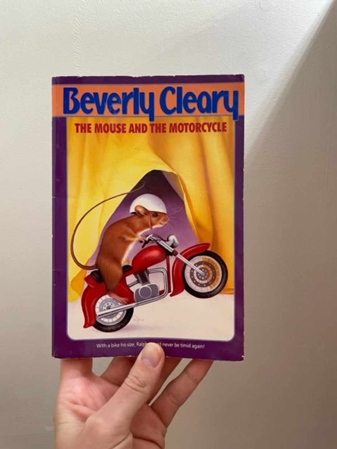 September 1990 First Avon Camelot Printing Paperback Novel Beverly Cleary the Mouse and the ...