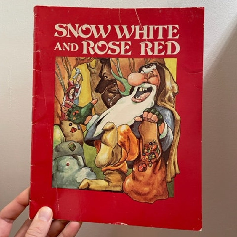 Snow White Rose Red - Etsy