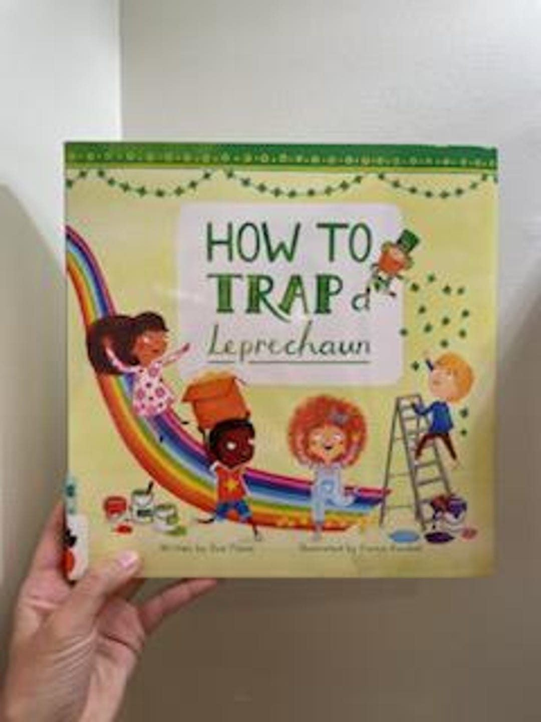 Hardcover Former Library Book How to Trap a Leprechaun by Sue Fliess ...