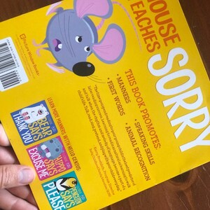 Hello Genius Paperback Mouse Says "sorry" by Michael Dahl and Oriol ...