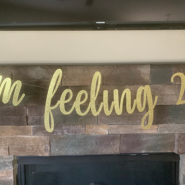Feeling 22 Birthday Banner - Etsy