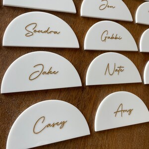 Custom Acrylic Arch Place Card: Engraved Wedding Table Decor - Etsy