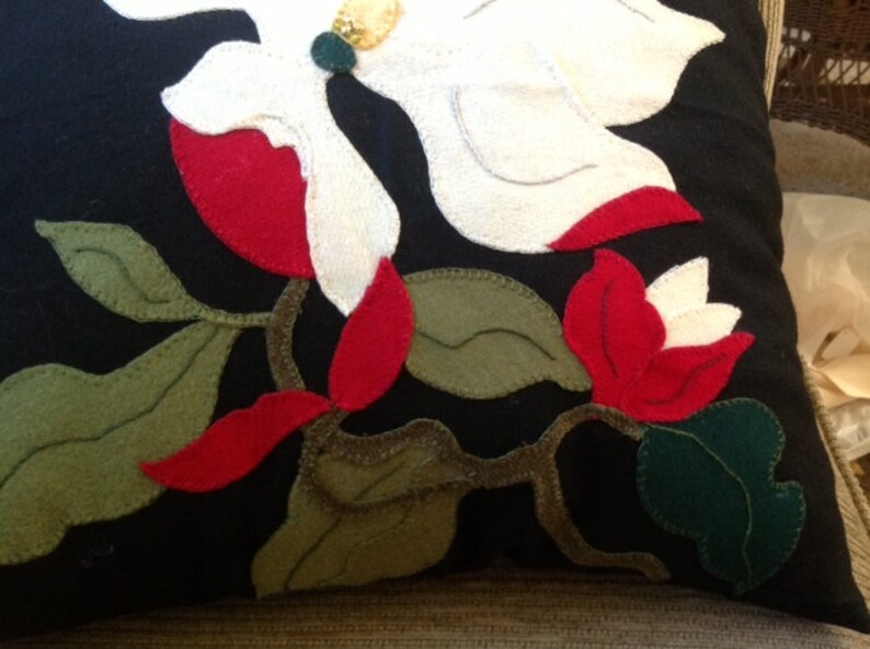 Holiday Magnolia I- Pillow Pattern - Etsy