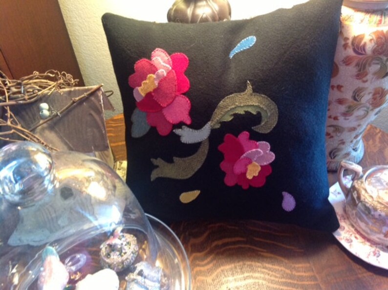 Rose- Pillow Pattern - Etsy