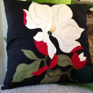 Holiday Magnolia I- Pillow Pattern - Etsy