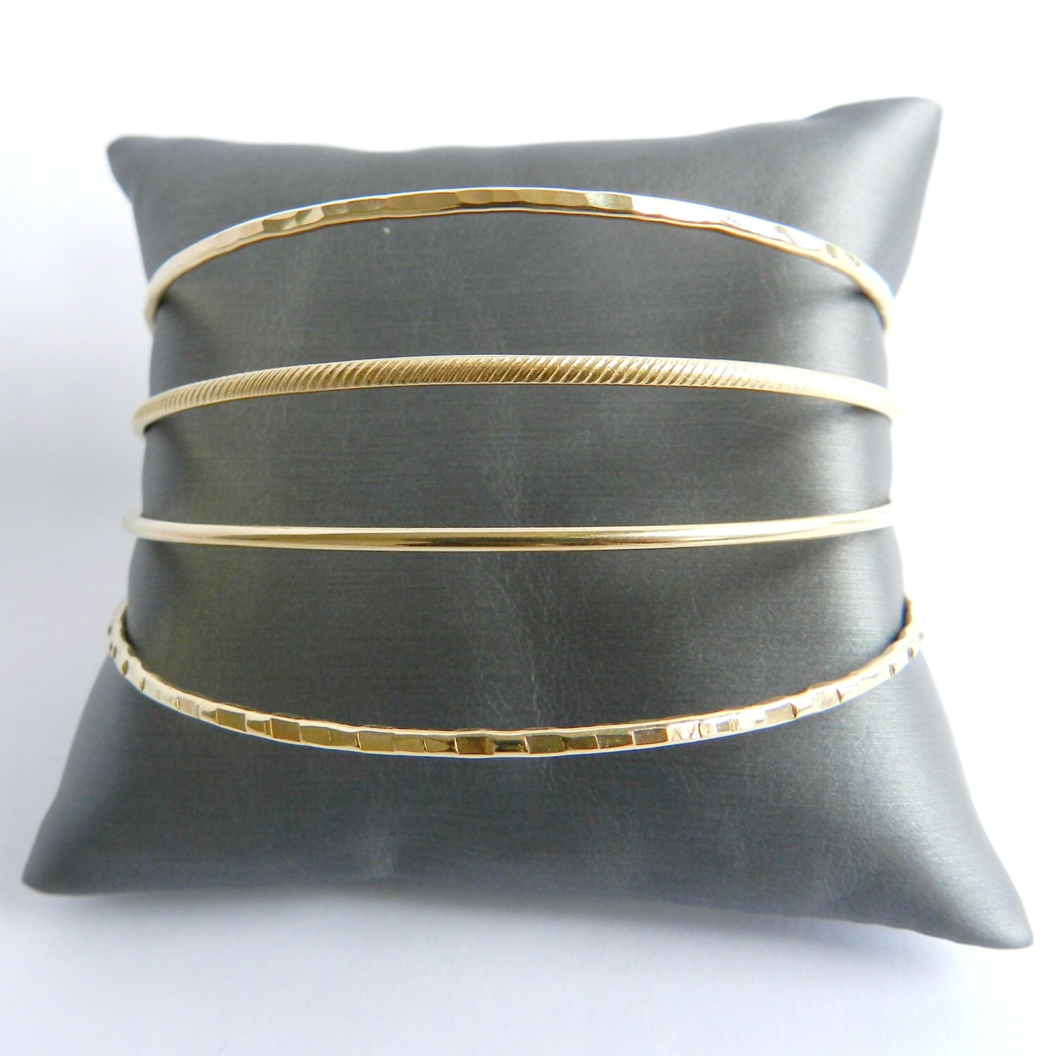 Gold Bangle Ridge Bracelet - Etsy