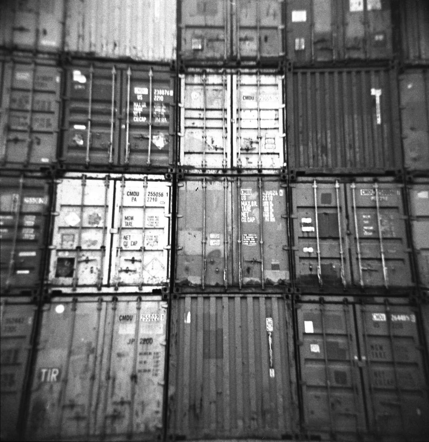Conteneur Maritimes Holga photographie Noir et Blanc. - Etsy France
