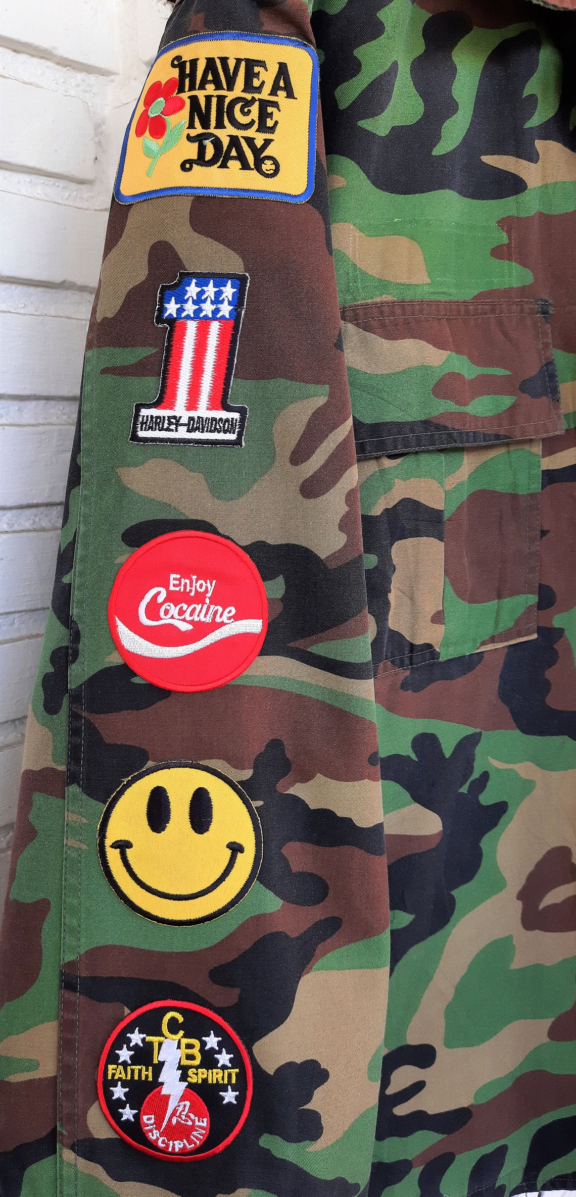 Upcycled Camo Jacket With Patches / Reworked Vintage Camo - Etsy