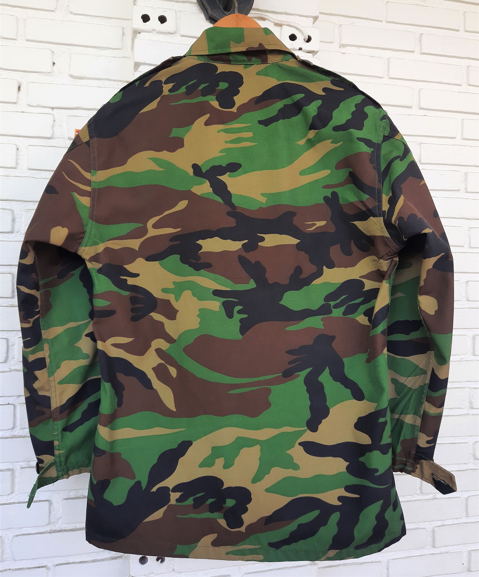 Upcycled Camo Jacket With Patches / Reworked Vintage Camo Jacket With ...