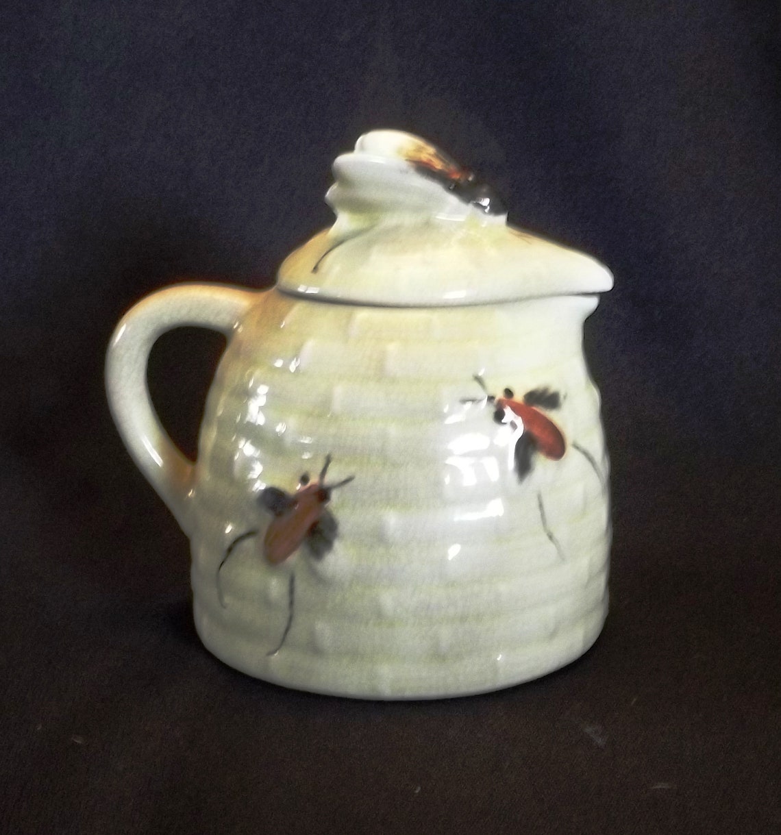 Ceramic Vintage Bee Hive Honey Pot Pitcher & Lid With Bees - Etsy