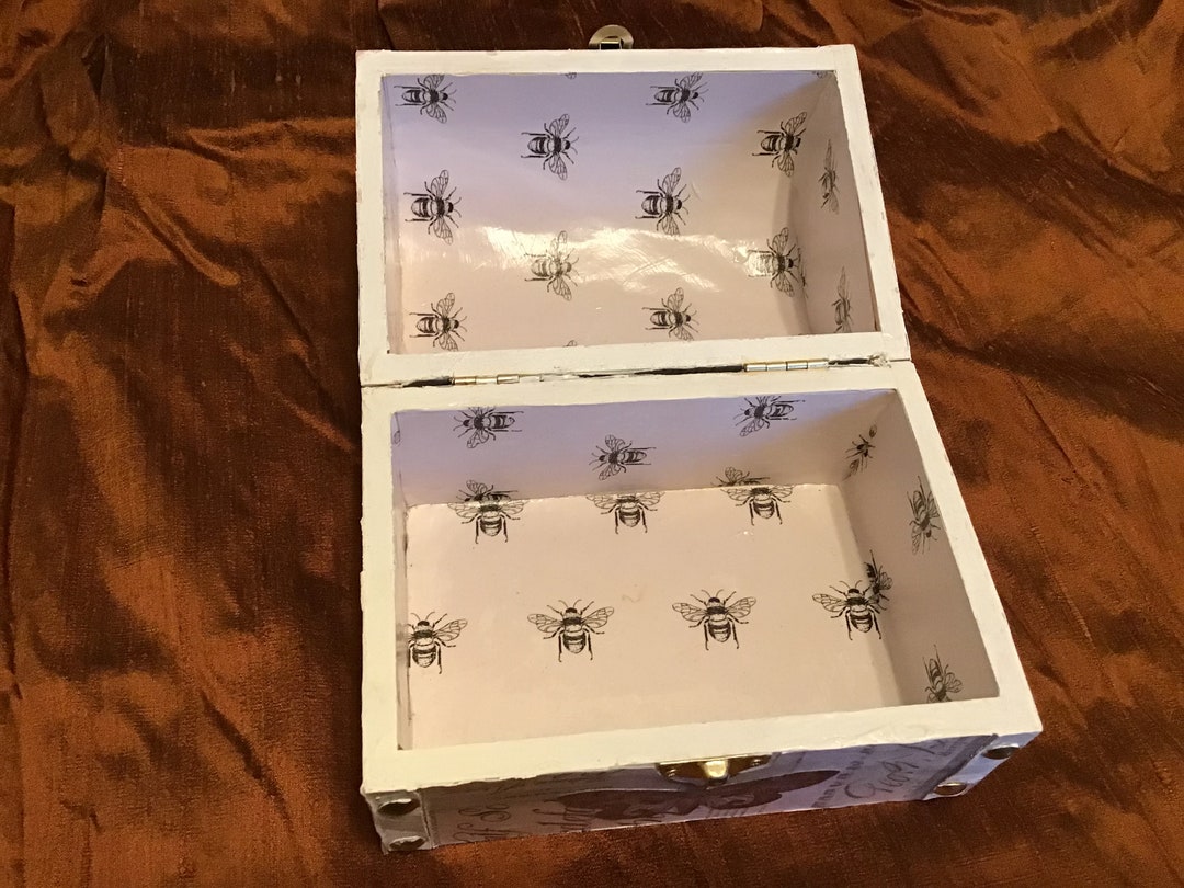Anti Box - Etsy