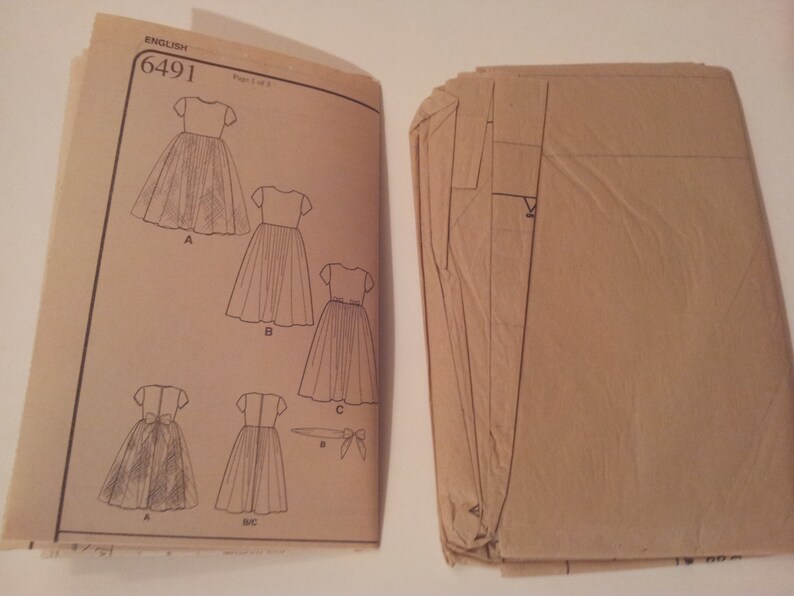 New Look ...for Kids Sewing Pattern 6491 Girls' Dress in Size 3, 4, 5 ...