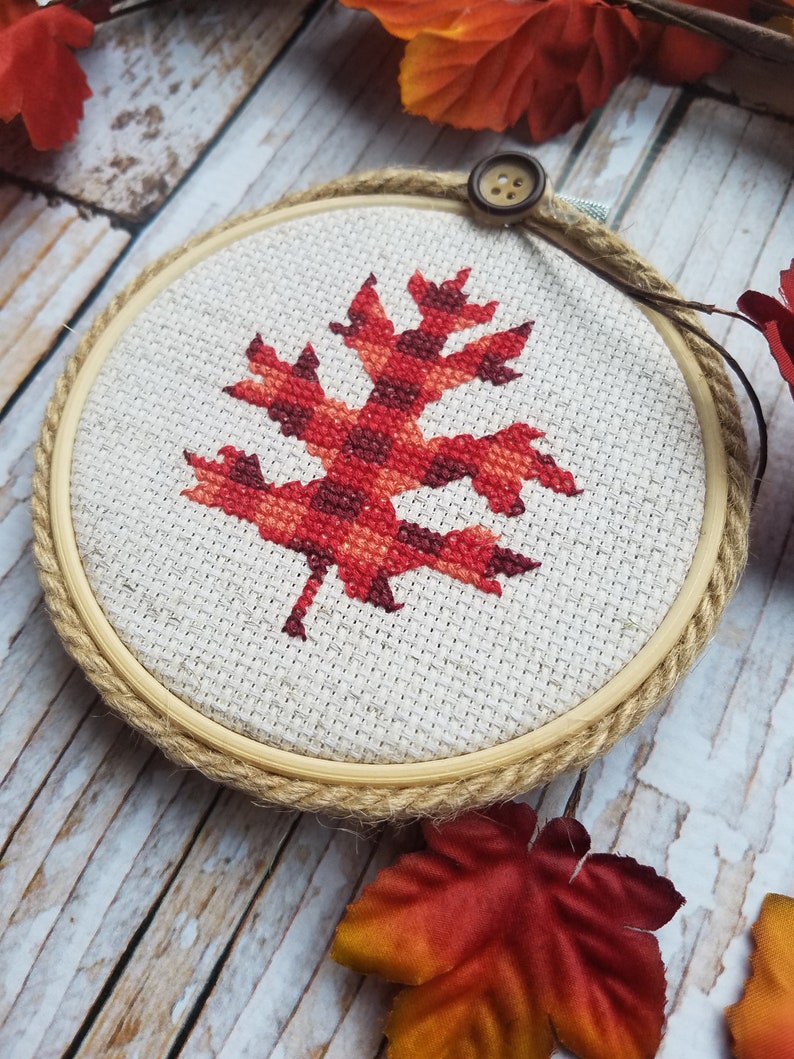 Plaid Autumn - Acorn, Pumpkin, Scarlet Oak Leaf - Cross-stitch Patterns ...