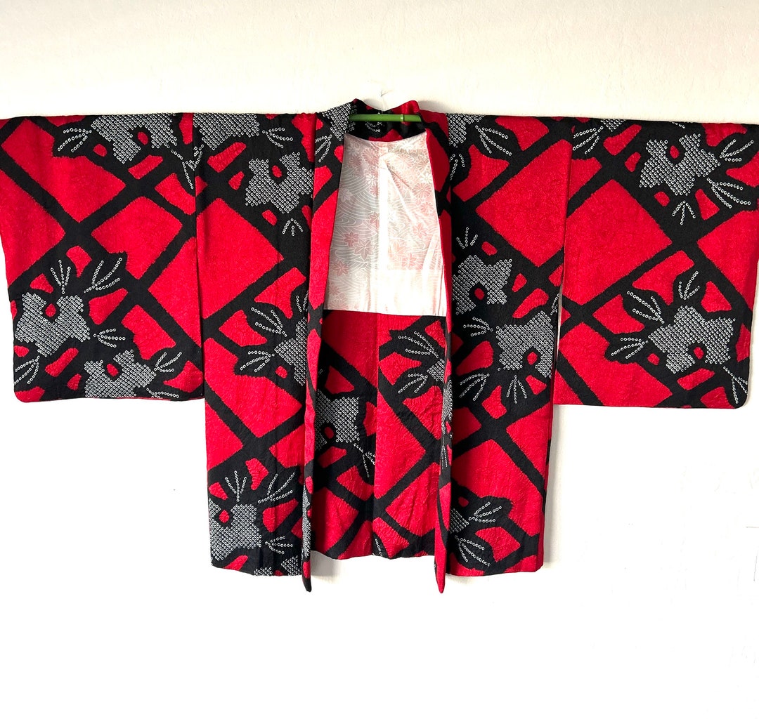 Deep Red, Vintage Shibori Haori With Bold Pattern - Etsy