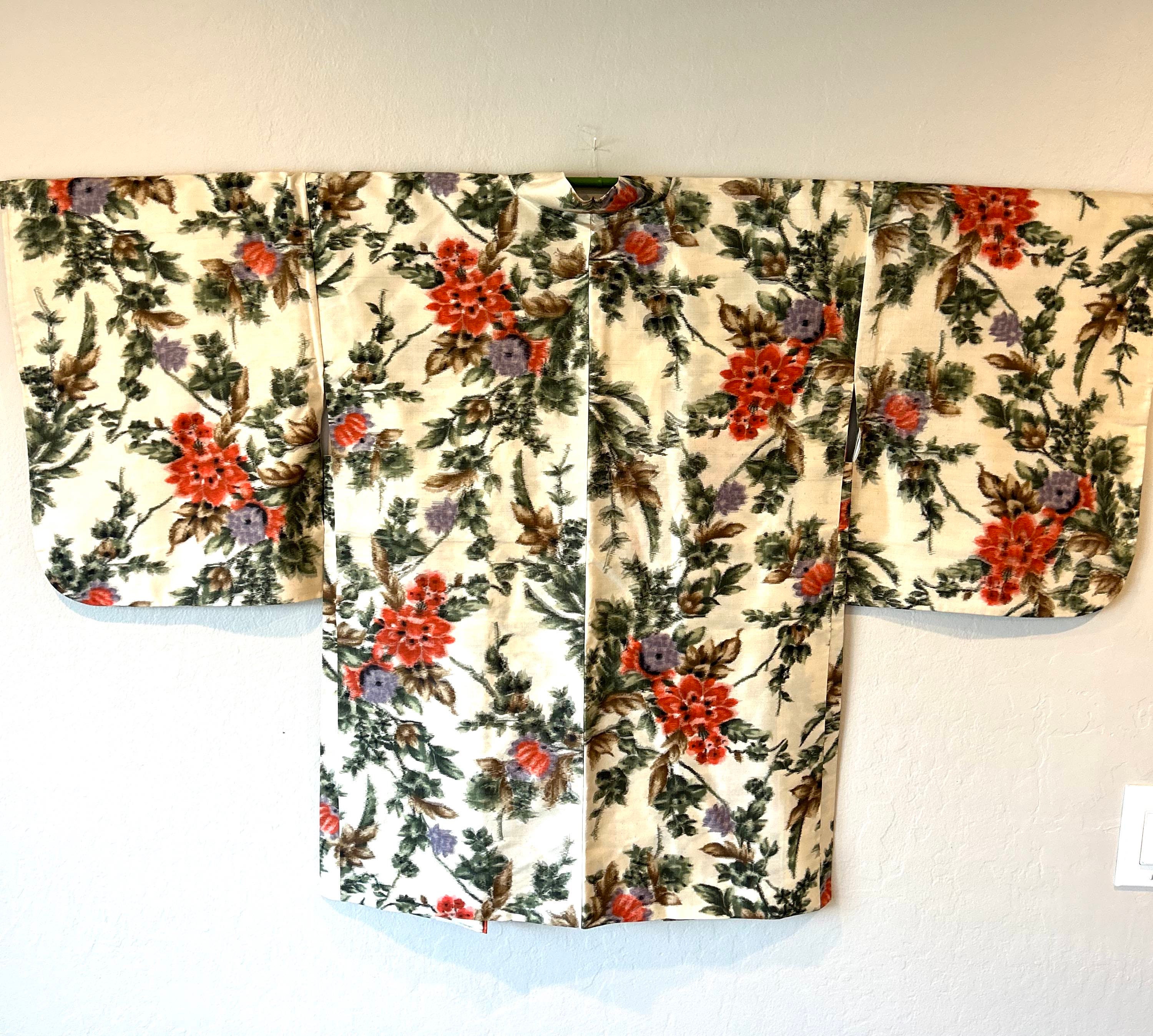 Meisen Silk Haori With Dreamy Flower Pattern - Etsy