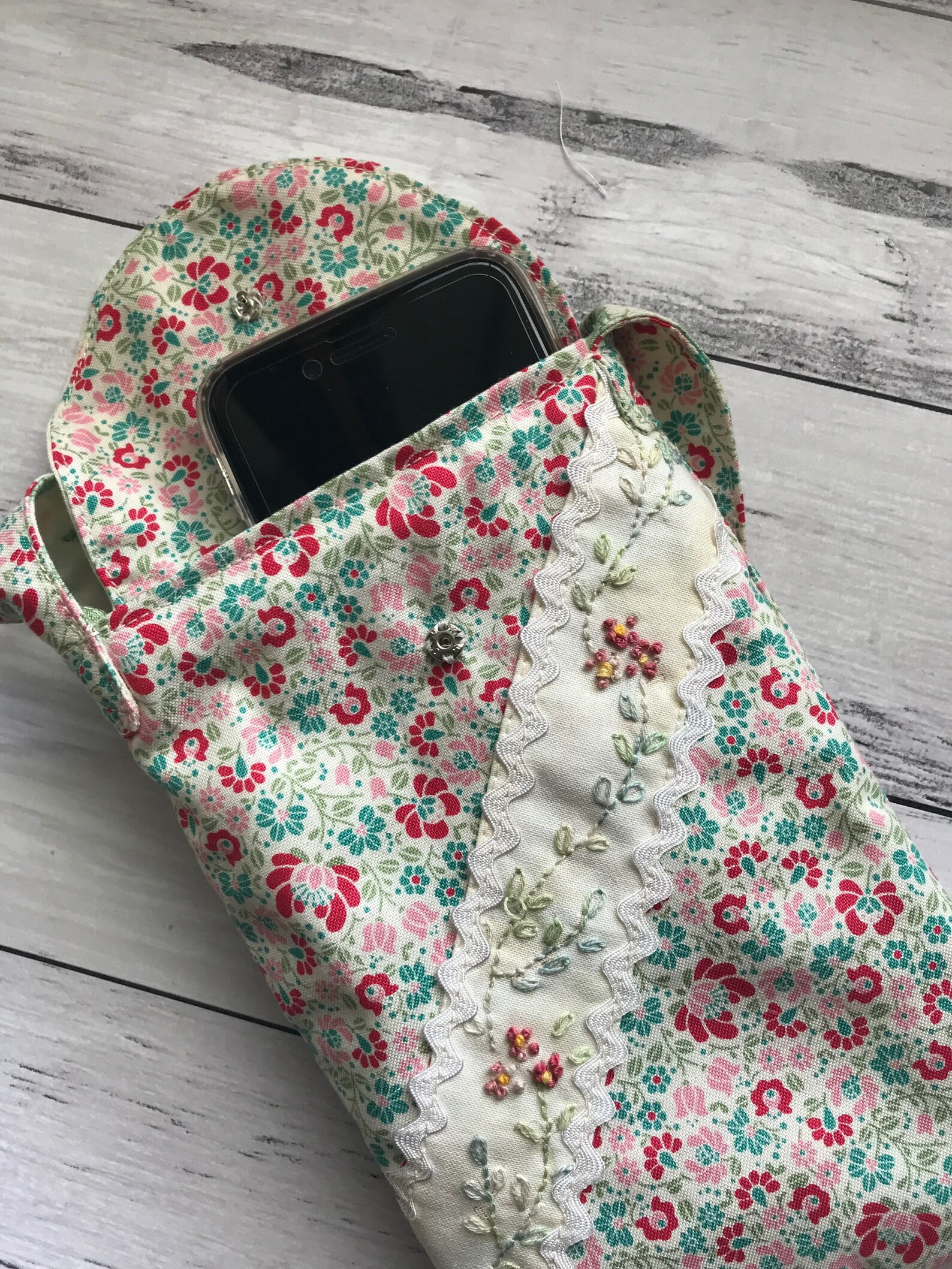 PDF Bag Pattern, Phone Bag Pattern, Embroidered Purse Pattern, Ebony's ...