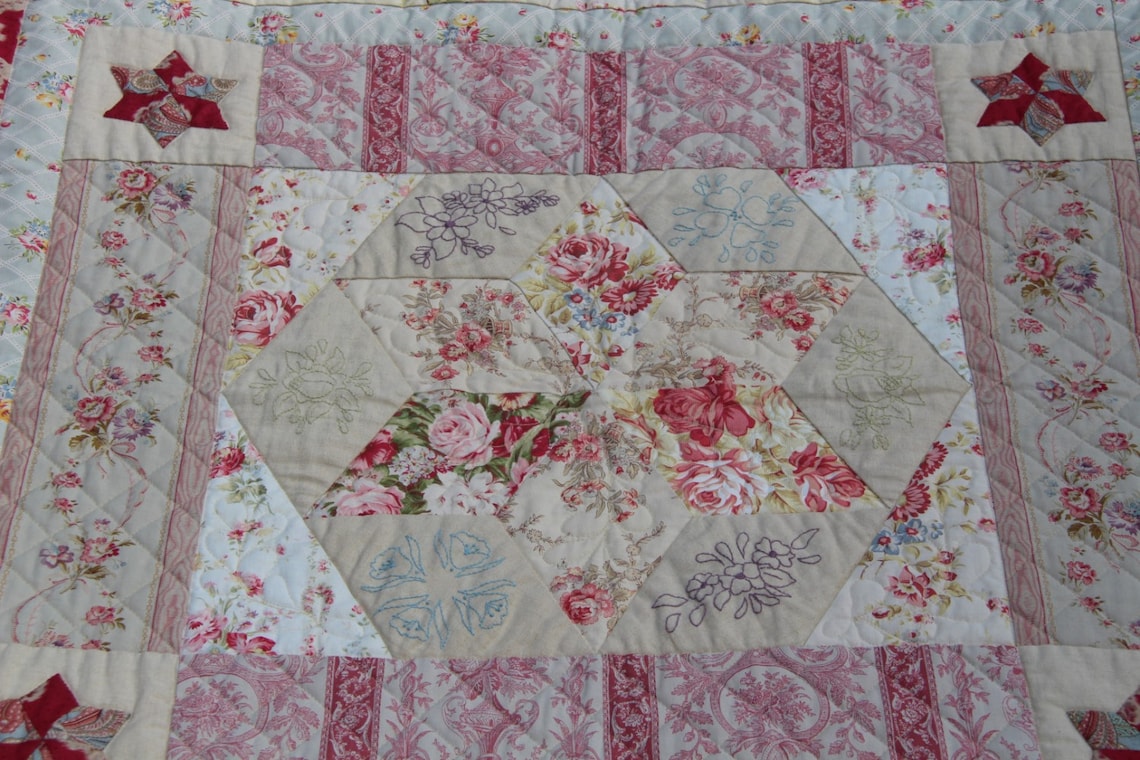 Floral Delight Quilt PDF Pattern Vintage Reproduction Style - Etsy
