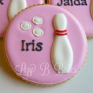 12 Personalized Bowling Cookies - Etsy