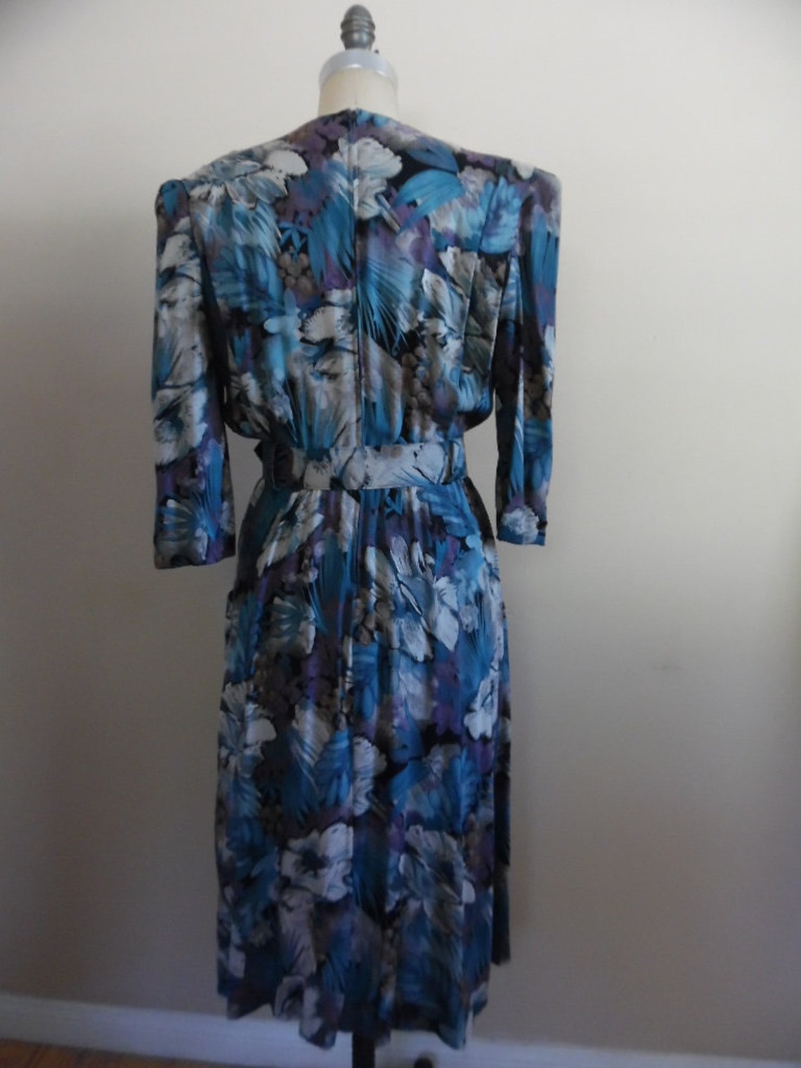 Vintage 1980s Blue Lavender Black Multi Colored Floral Print Secretary ...
