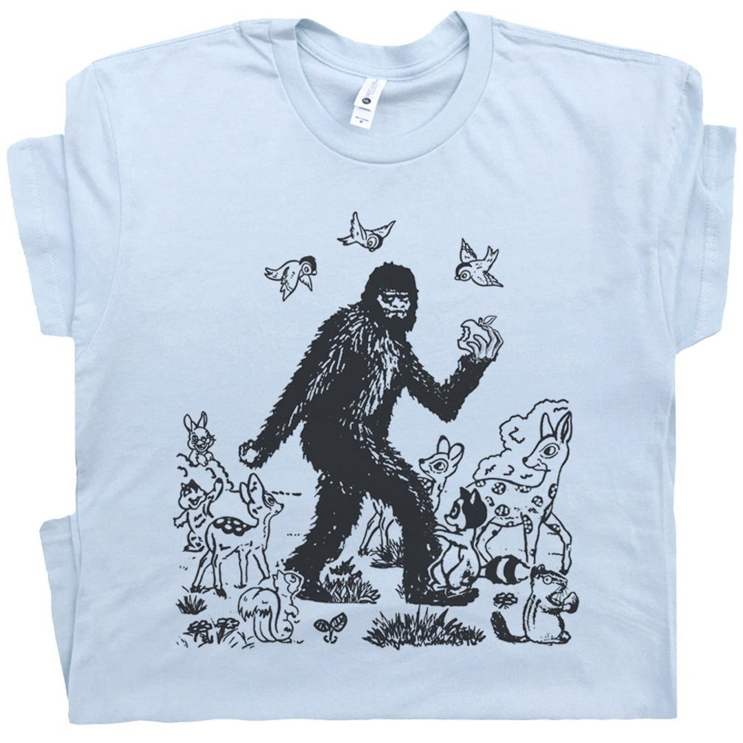 Bigfoot Shirt Cool Bigfoot Raccoon T Shirt Cryptid Shirts for Women Men ...