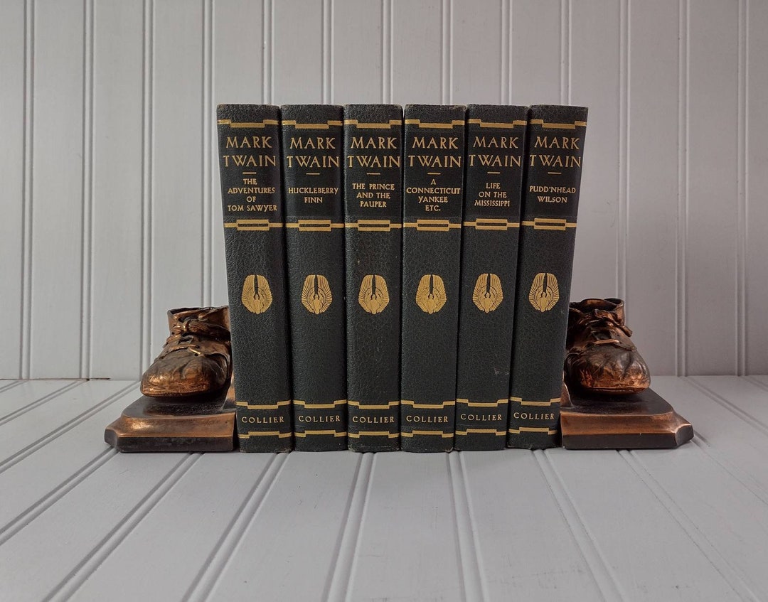 VINTAGE Baby Shoe Bookends. Mid Century Bronzed Baby Shoes Bookends ...