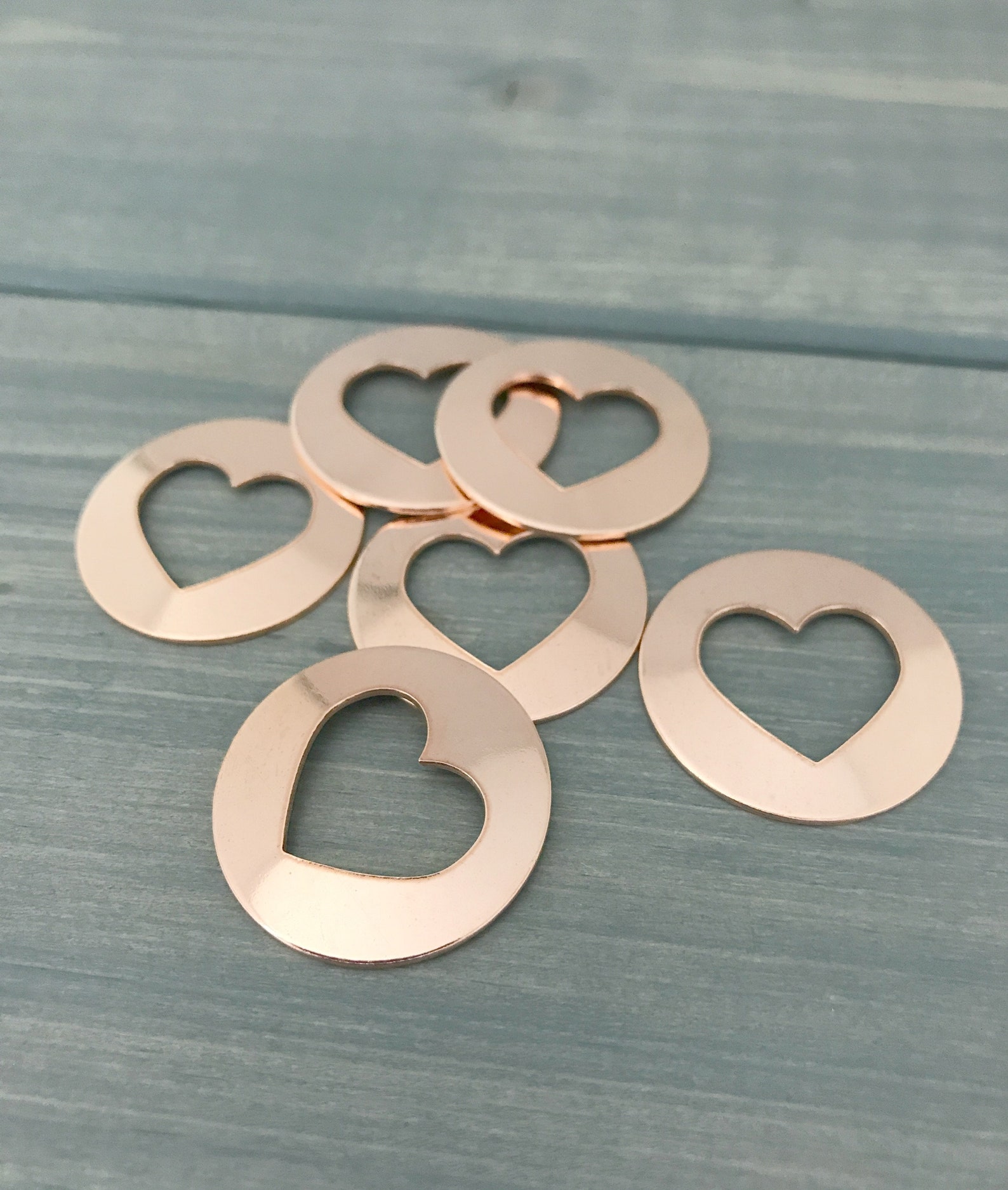 FIVE 1 Round Copper Stamping Blanks With Center Heart - Etsy