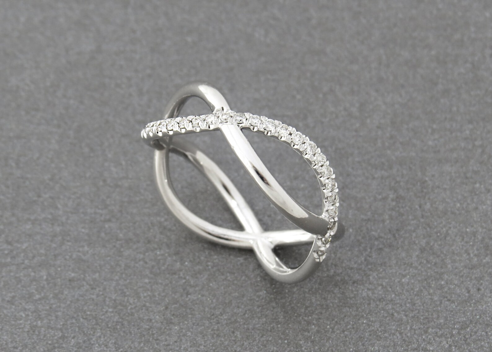 Diamond Wedding Ring Infinity Wedding Ring Unique Engagement - Etsy