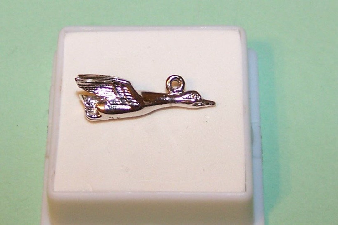 3 D GOOSE CHARM -- Vintage Sterling -- Goose in Flight - Etsy