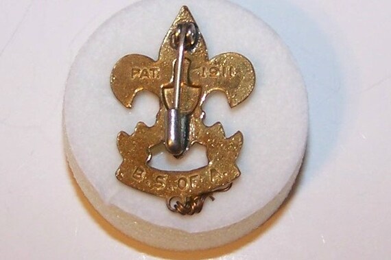 BSA EAGLE PIN ---Vintage Pat 1911 -Fluer Di Li--Gold … - Gem