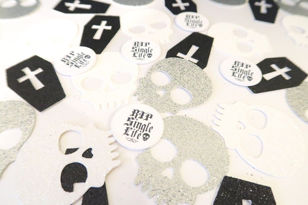 RIP Single Life Confetti - Glitter Coffin Confetti, Goth Hen Party ...