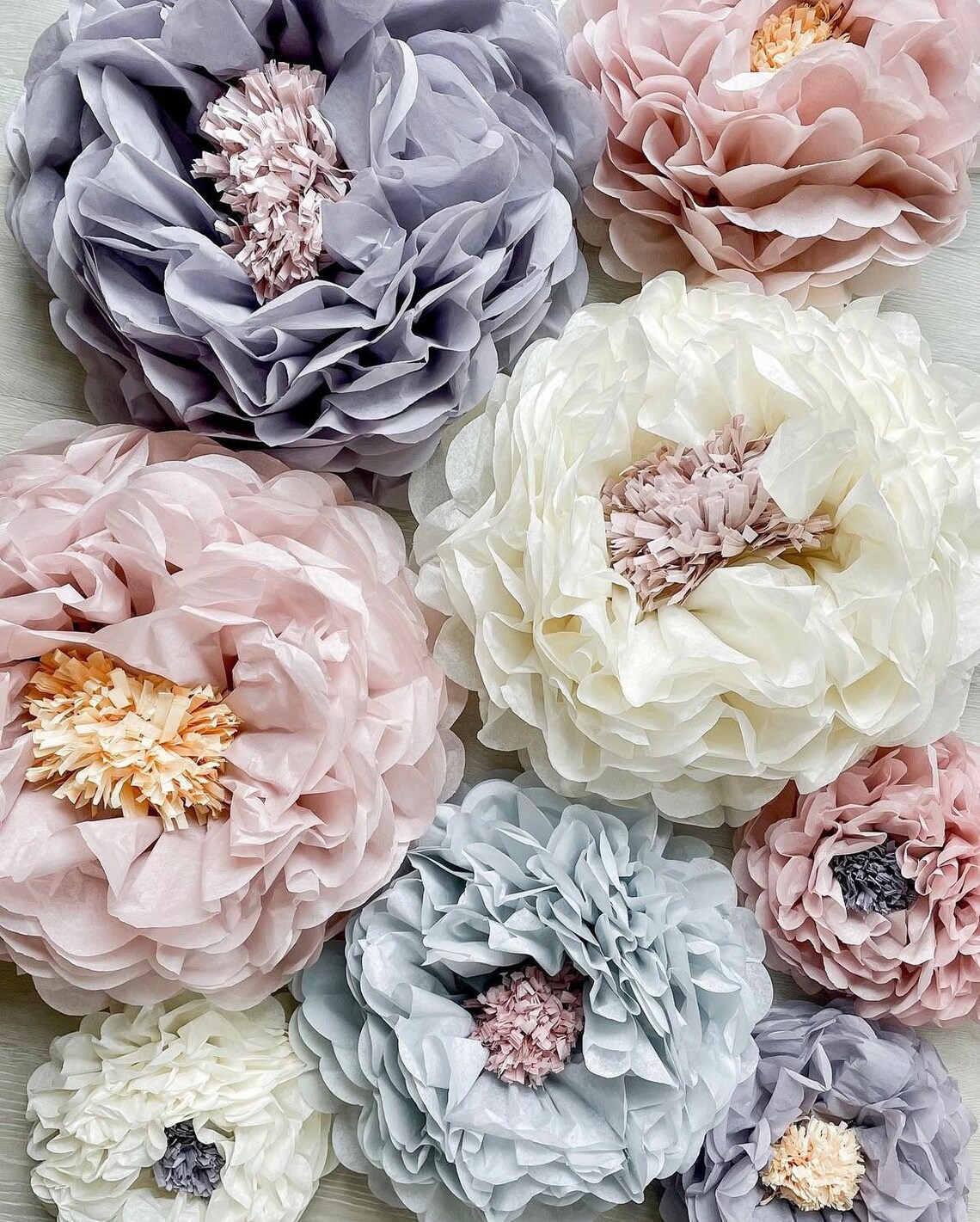 Oversized Paper Flowers 4 Units. Fluffy Flowers. Birthday Centerpiece ...