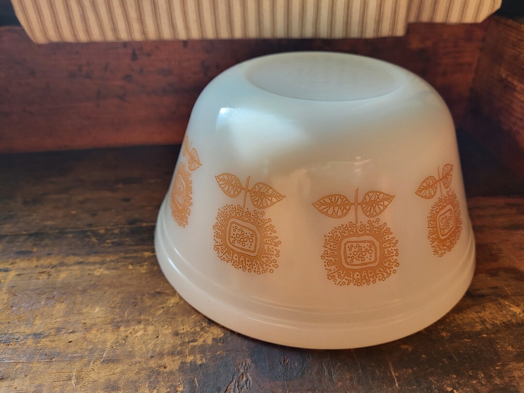 Federal Glass Mixing Bowl White Glass Sunflower Pattern - Etsy