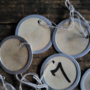 Rustic Hang Tags Metal Rim Circle Gift Tags Craft Supply Set of 25 Pre ...