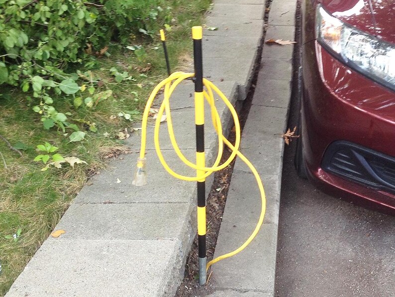 Power Pole - Electrical Extension Cord Holding Pole for Block Heater ...