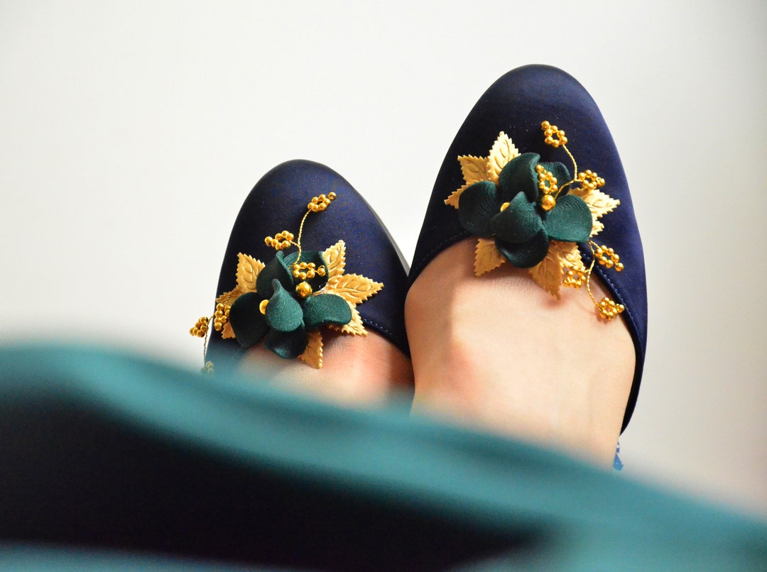 Dark Green and Gold Shoe Clips With Gold Leaves Floral Shoe - Etsy