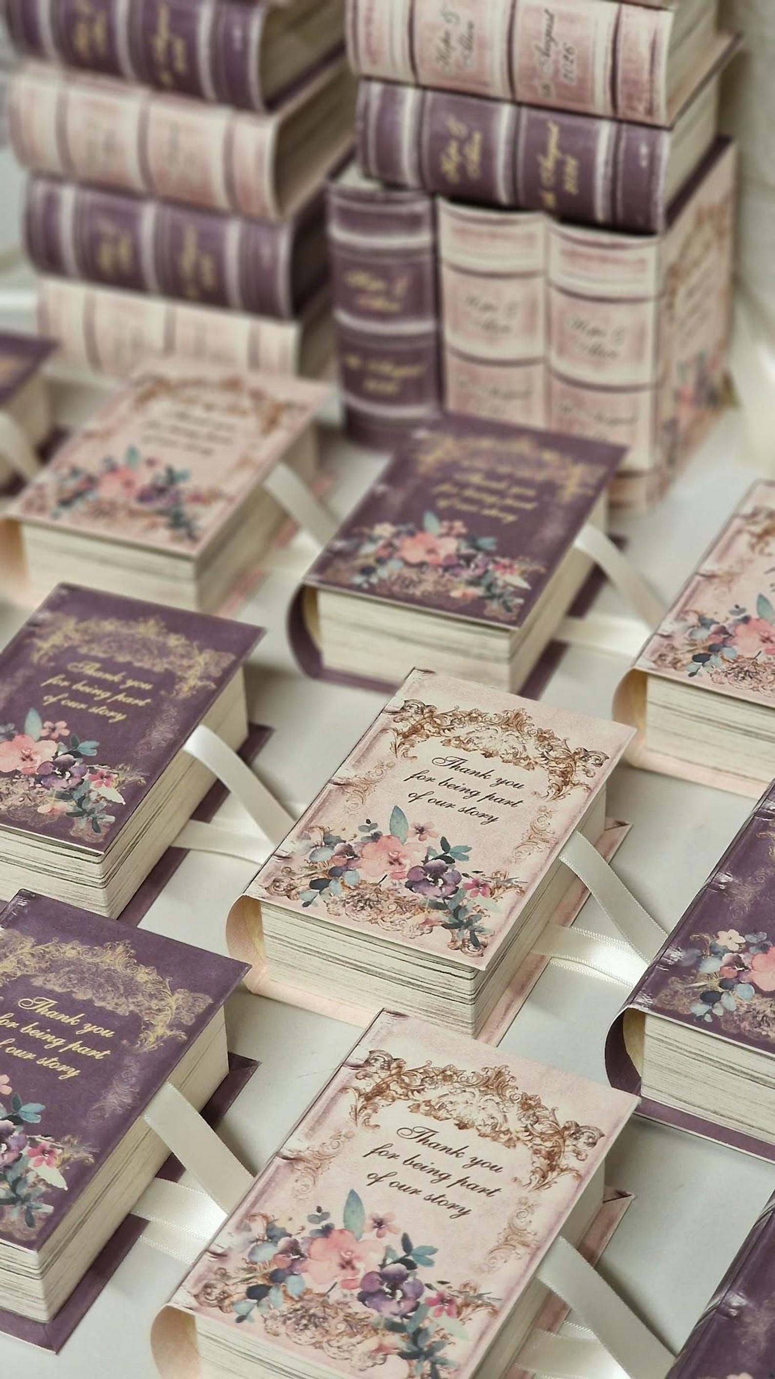 50 Personalized Book Favor Boxes • Stylish Baby Shower, Bachelorette ...
