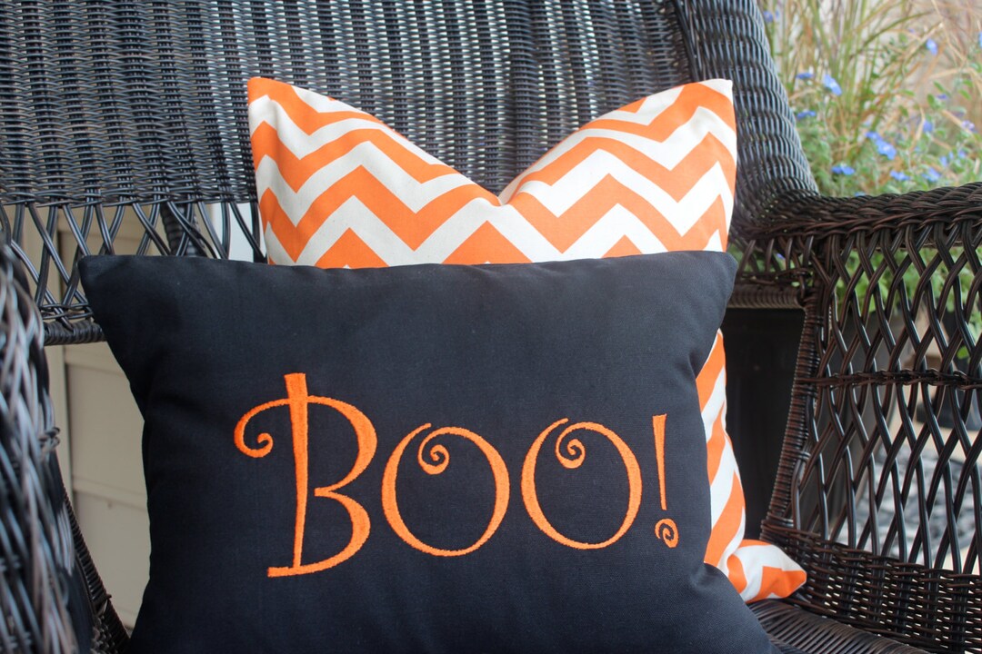 Halloween BOO Pillow Cover - Fall Pillow Cover - Halloween Decor - Etsy