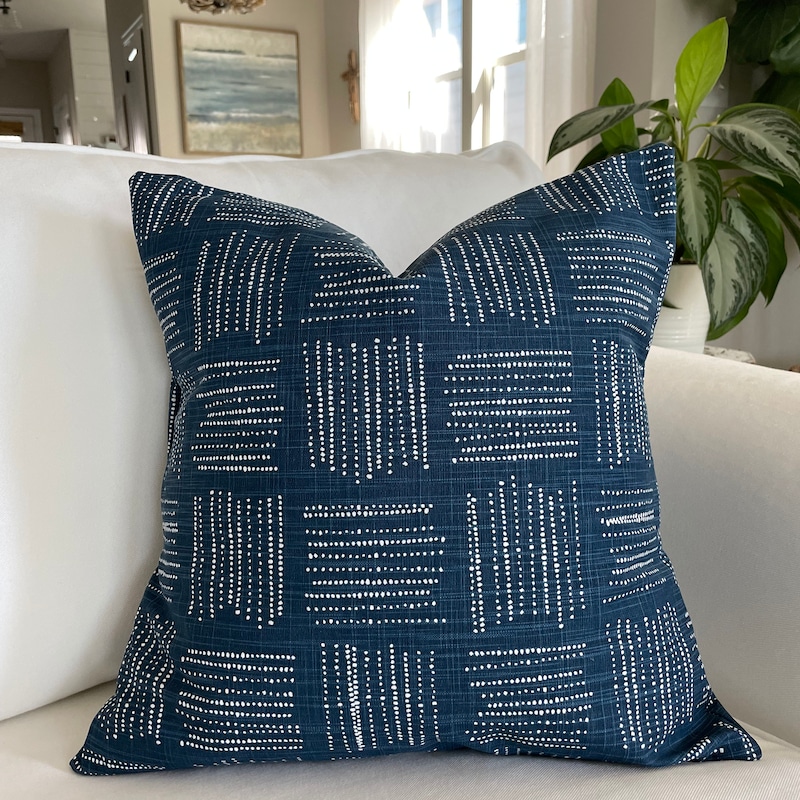 Minimalist Pillow - Etsy