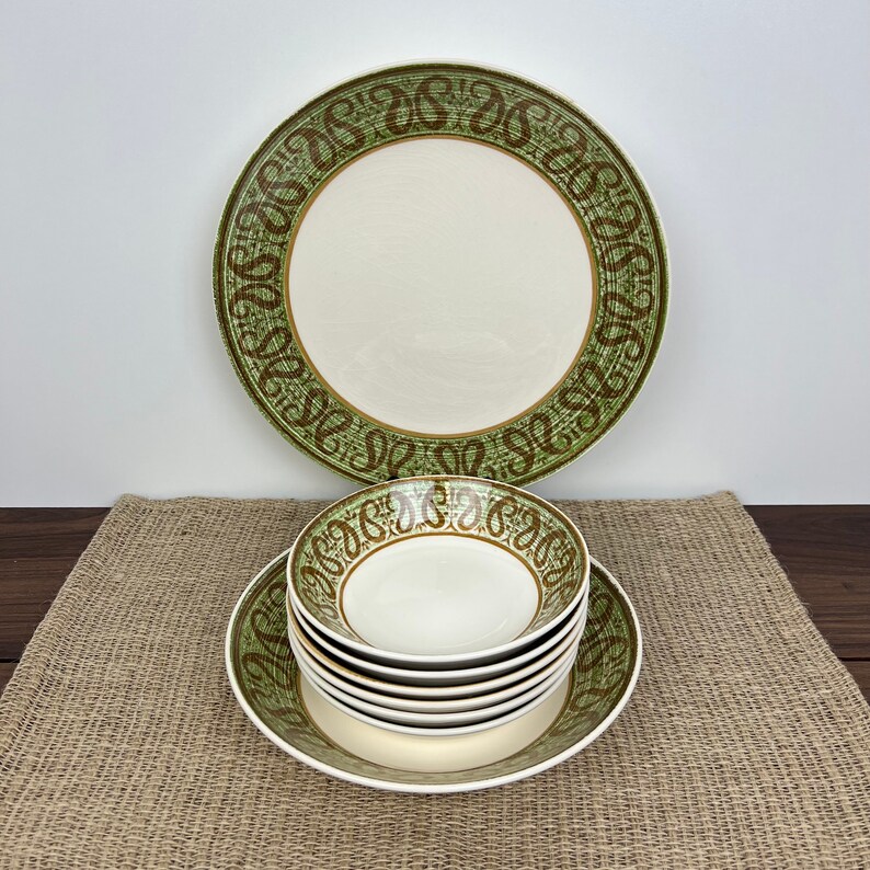 Vintage Royal China RYL4 Royal Pattern Dinnerware Service for 6 Dining ...