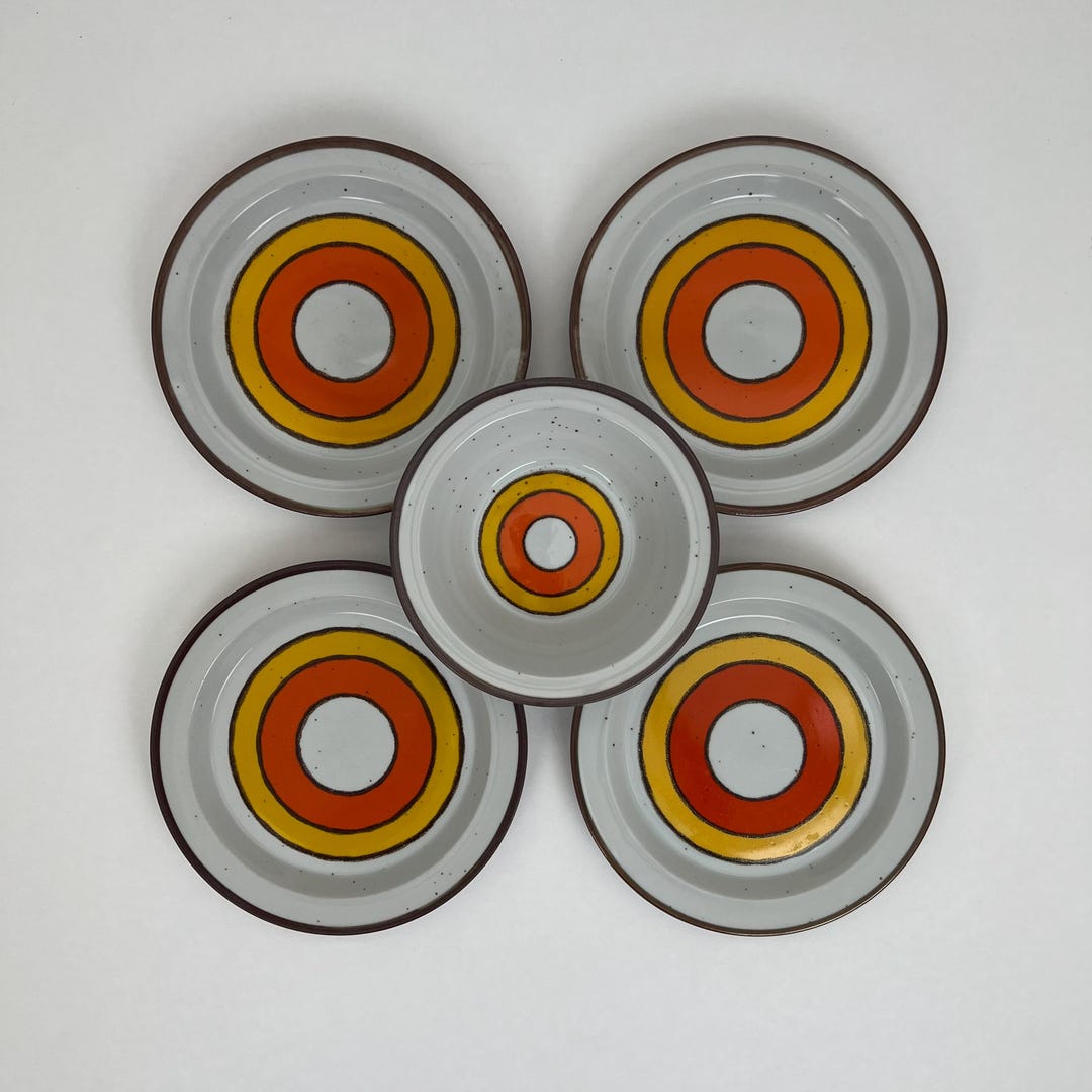 Vintage 70's Mod Hearthside Buffet Ware- A 2 Piece Set - Bowl and Plate ...