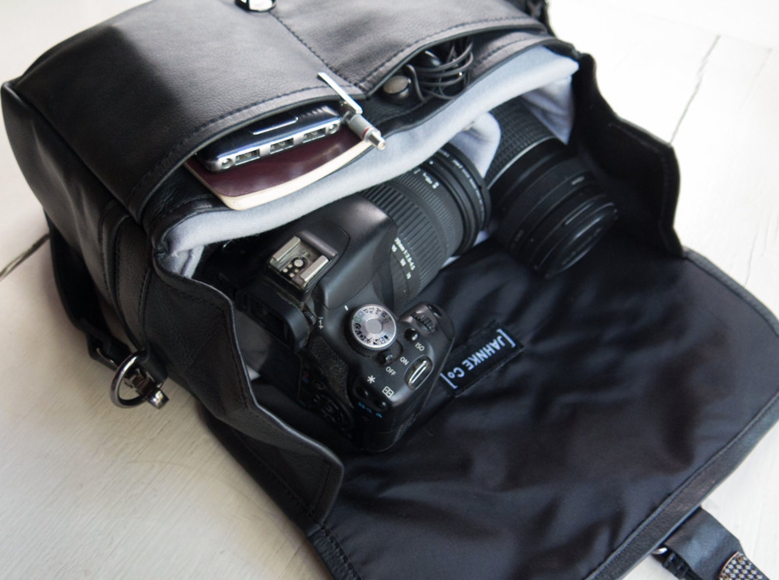 DSLR Camera Bag With Insert and Casing. Shoulder Camera Bag for Men and ...