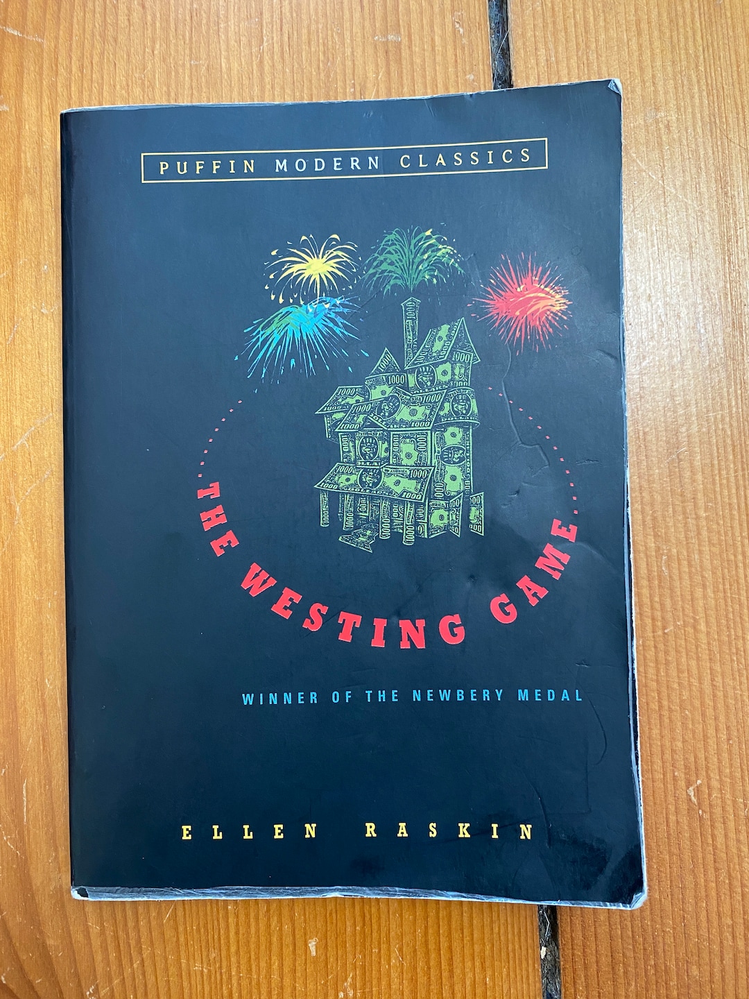 The Westing Game by Ellen Raskin - Newbery Award Winner - 2004 Puffin ...