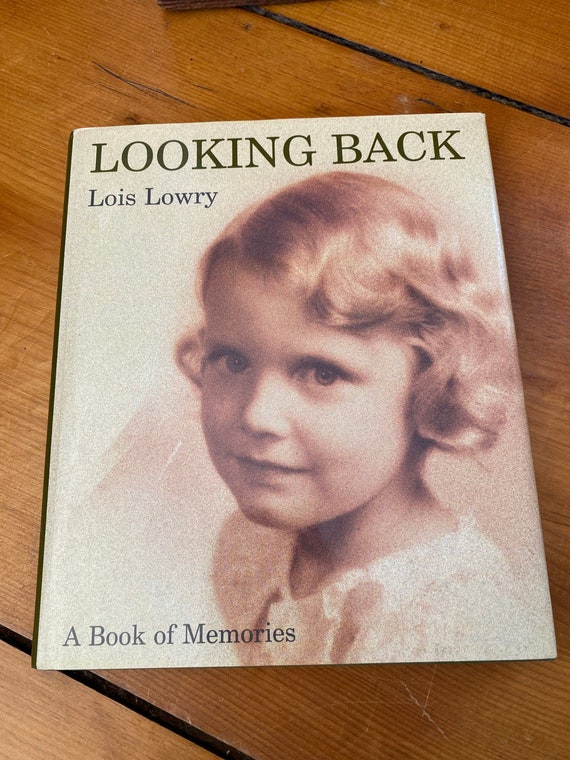 Looking Back by Lois Lowry Houghton Mifflin 1998 - Etsy