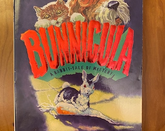 Bunnicula by Deborah and James Howe - 1980 Paperback Book - Etsy
