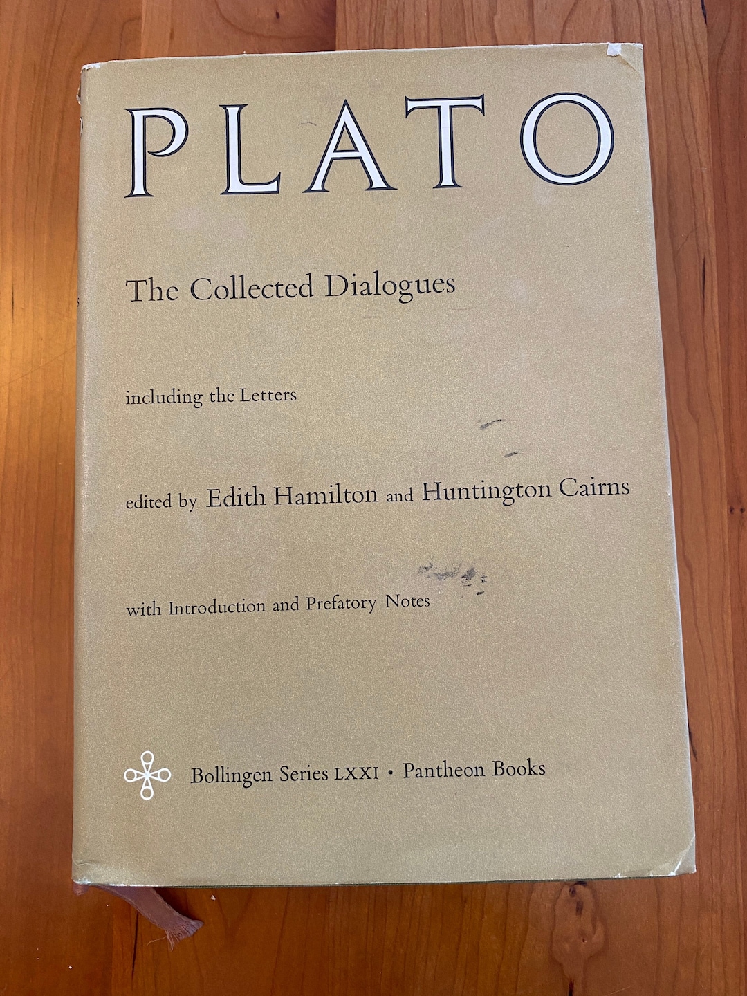 Plato Collected Dialogues Edited by Edith Hamilton and Huntington ...