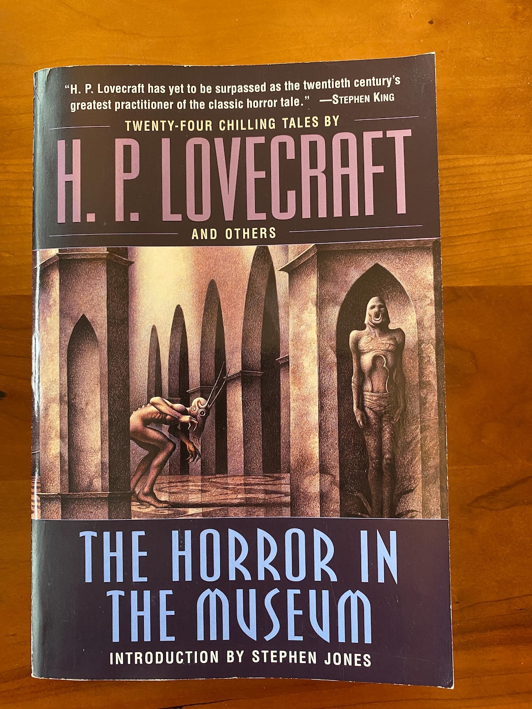 The Horror in the Museum - Twenty-four Chilling Tales by H.P. Lovecraft ...