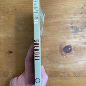 Grendel by John Gardner - Vintage International 1985 - Etsy