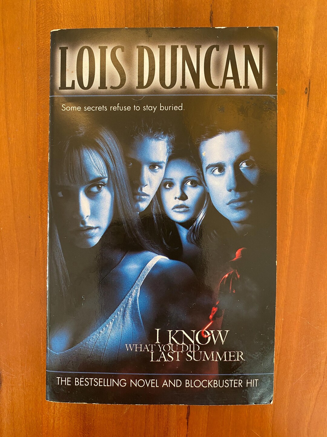I Know What You Did Last Summer by Lois Duncan - 1999 Dell Movie Tie-in ...